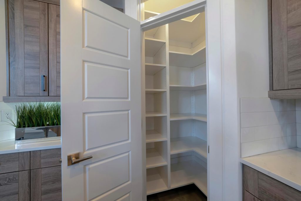 Custom Pantry Cabinets Guide: How to Design Your Perfect Pantry